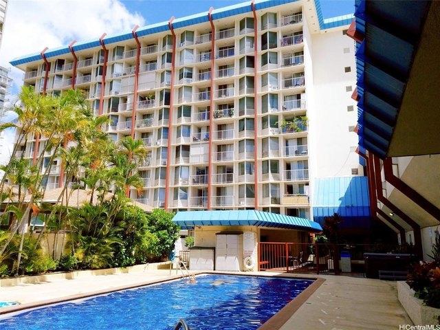 1535 Pensacola St Apt 304, Honolulu, HI 96822