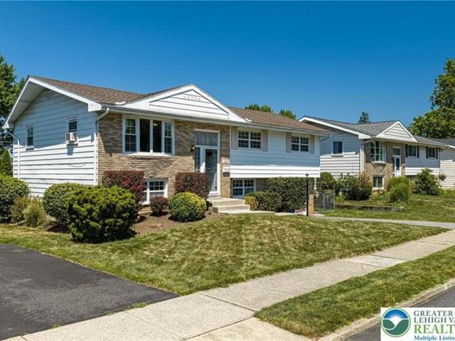 1535 Ralston Rd, Bethlehem, PA 18018