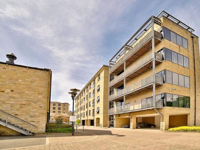 1535 The Melting Point, 3 Firth Street, Huddersfield HD1, 2 bed flat to rent, £995 pcm | PrimeLocation