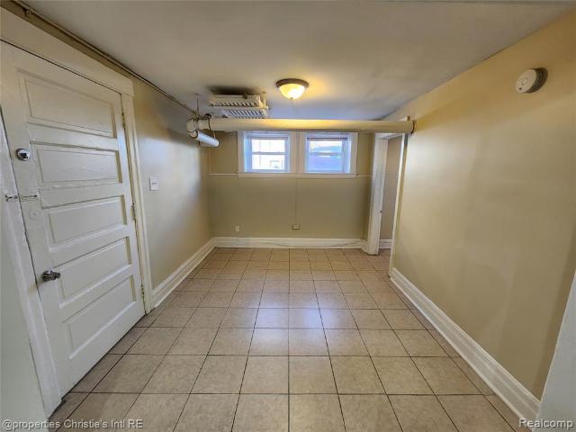 1535 w canfield street # 7