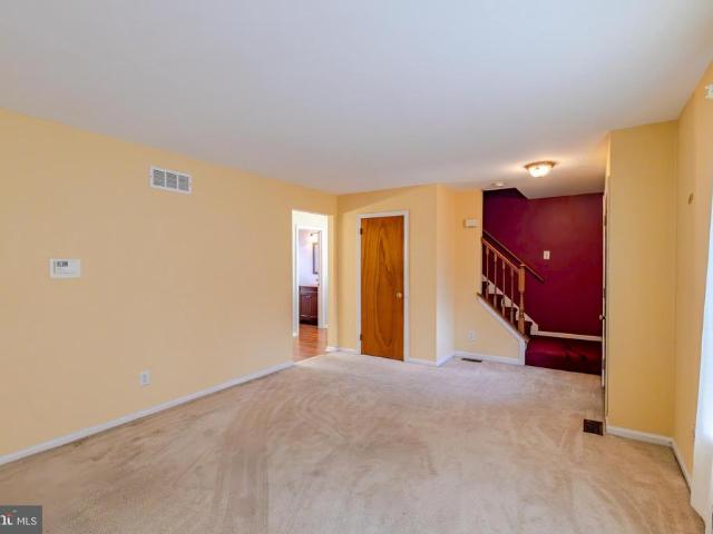 1535 W River Drive