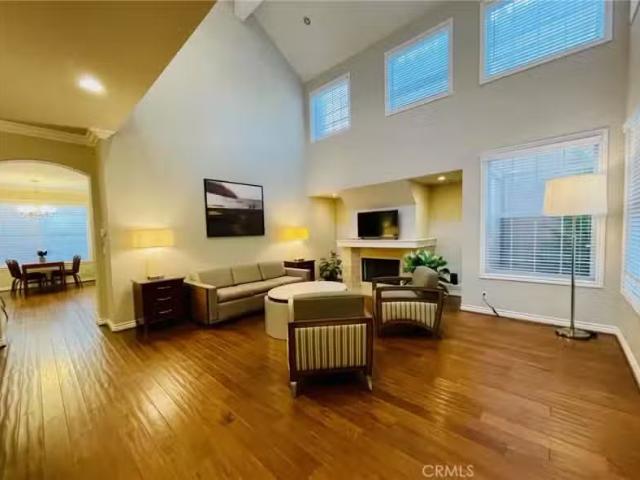 1536 Orchard Dr, Newport Beach, CA 92660 MLS# PW24192551
