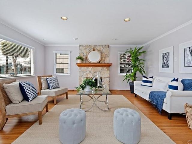 1536 Bonnie Brae St, Hermosa Beach, CA 90254