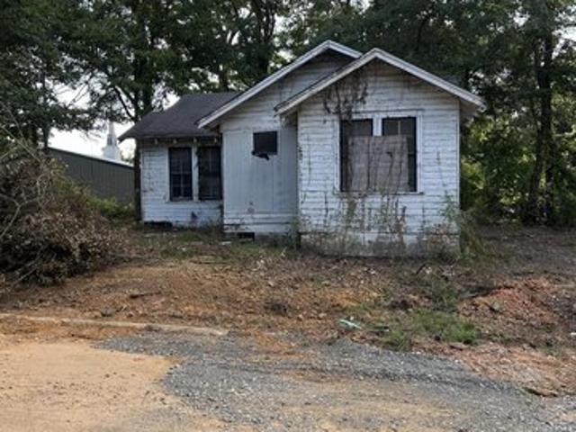 1536 Cc Bryant Dr, McComb, MS 39648