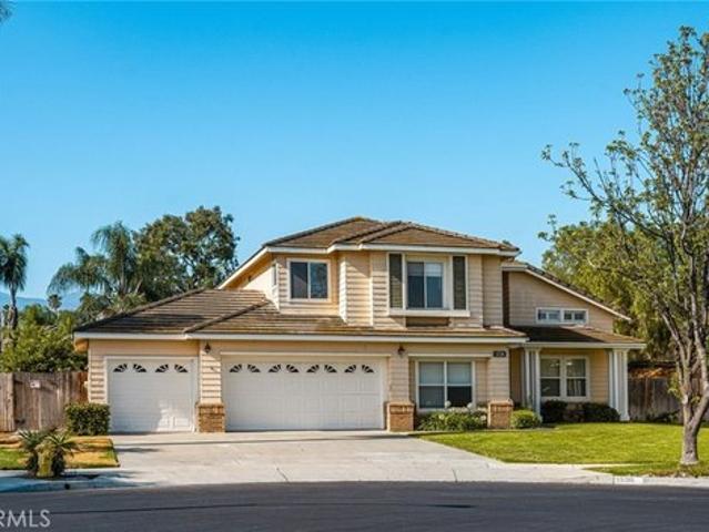 1536 Chestnut Cir, Corona, CA 92881
