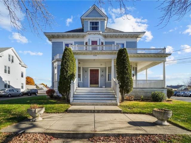 1536 Cranston Street 3