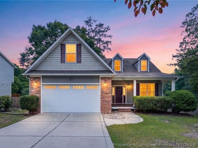 1536 Grassy Branch Dr, Fayetteville, NC 28304