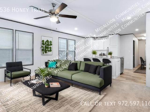 1536 Honey Trail, 4 beds, 2 full baths