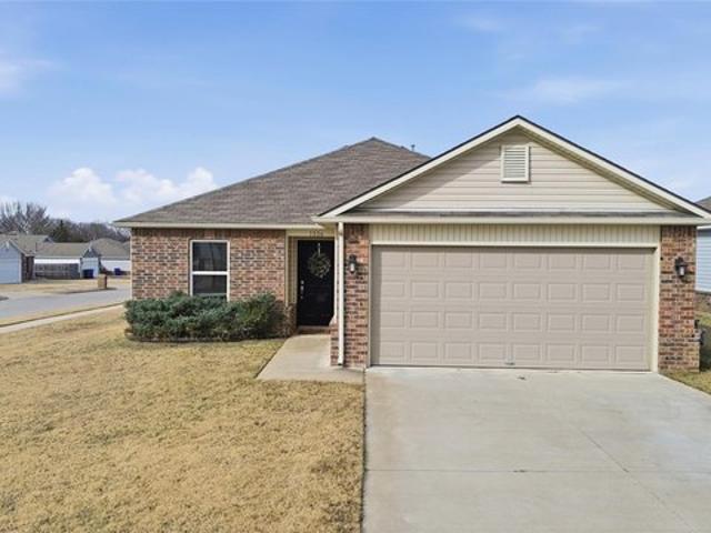1536 S 30th Ct, Broken Arrow, OK 74014