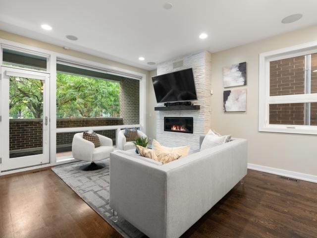 1536 W Walton Street # 1