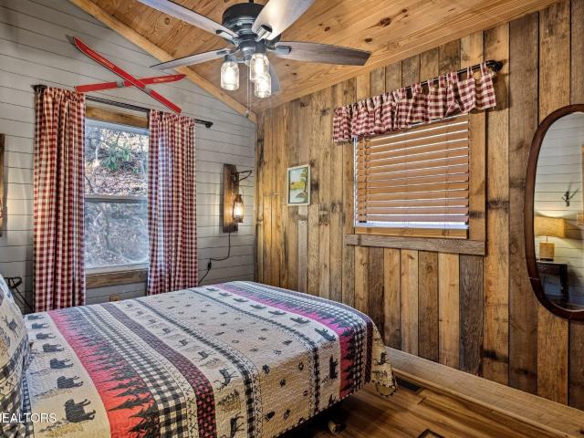 1536 Zurich Rd, Gatlinburg, TN 37738 | MLS #3299