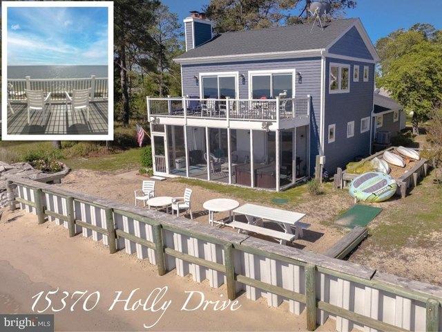 15370 Holly Dr, Scotland, MD 20687