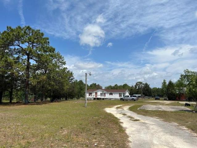 15371 SE 30th St, Morriston, FL 32668