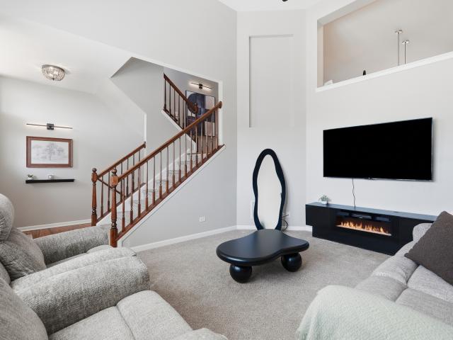 15371 Sheffield Square Parkway