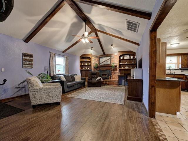 15375 Arrowhead Drive