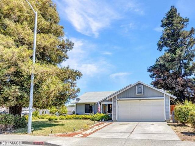 1537 Montebello Dr, Suisun City, CA 94585
