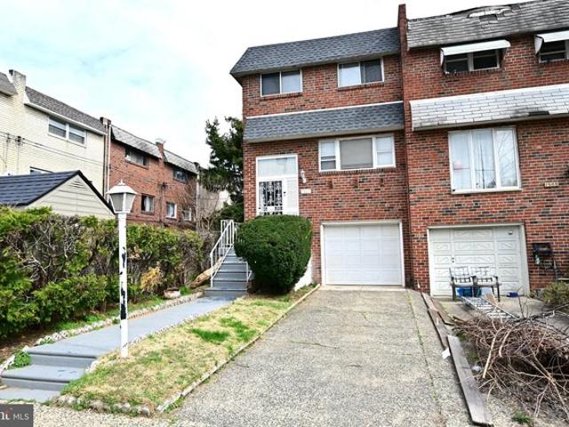 1537 N 13th St, Philadelphia, PA 19122