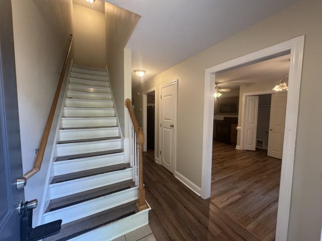 1537 C8 Pine Brook Ct, 3 beds, 2 full and 1 half baths
