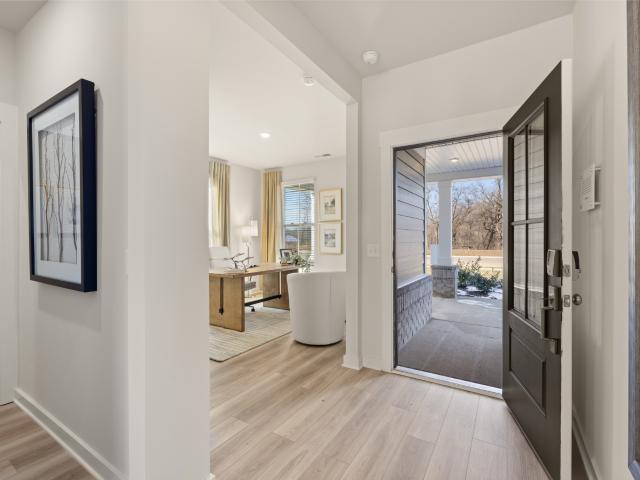 1537 Cherry Tree Ln