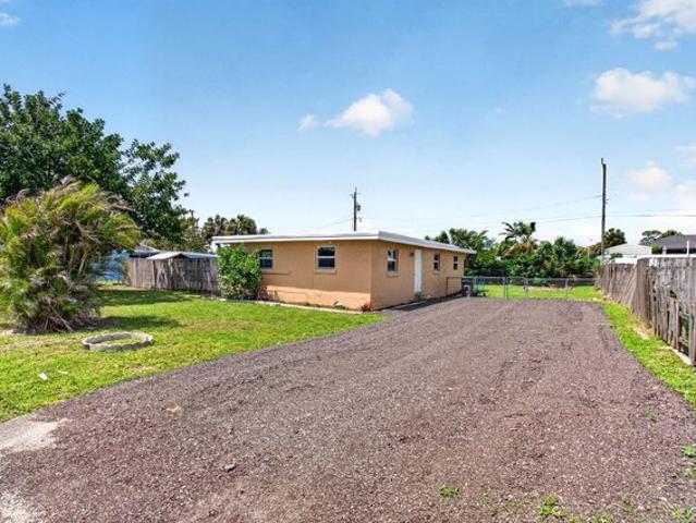 1537 E Breezy Ln, Plantation Mobile Home Park, FL 33417