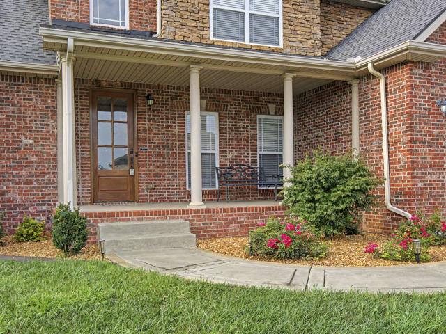 1537 green grove way