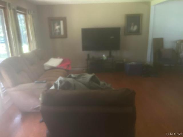 1537 HWY M69 Highway