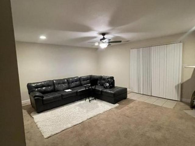 1537 Pine Brook Ct Apt C7, Greenville, NC 27858