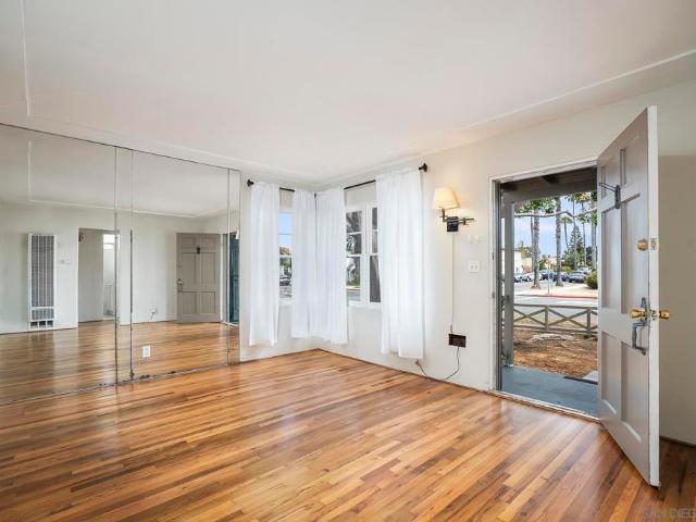 1537 Sunset Cliffs