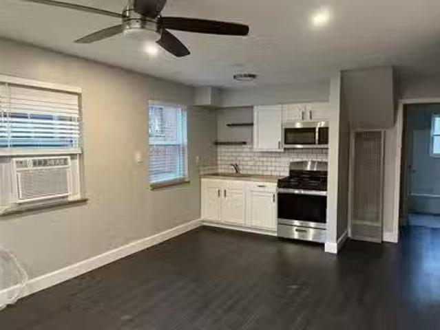 1537 Sutton Ave. 1537 4 1537 Sutton Ave