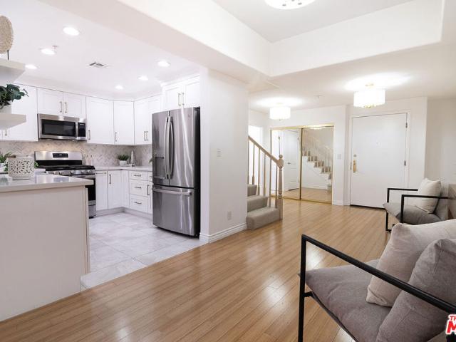 1537 S Wooster Street 105