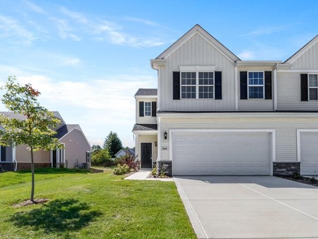 1537 W 72nd Pl, Merrillville, IL 46410