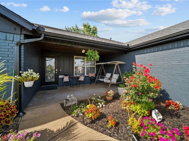 1537 Wagon Wheel Road