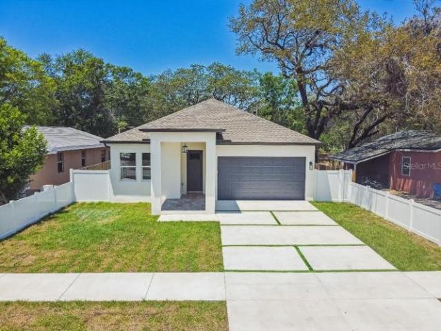 1537 42nd St S, Saint Petersburg, FL 33711