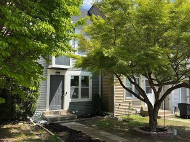 15387 Gatehouse Ter, Woodbridge, VA 22191