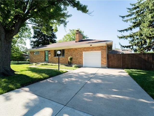 1538 Barton Ave, Kettering, OH 45429