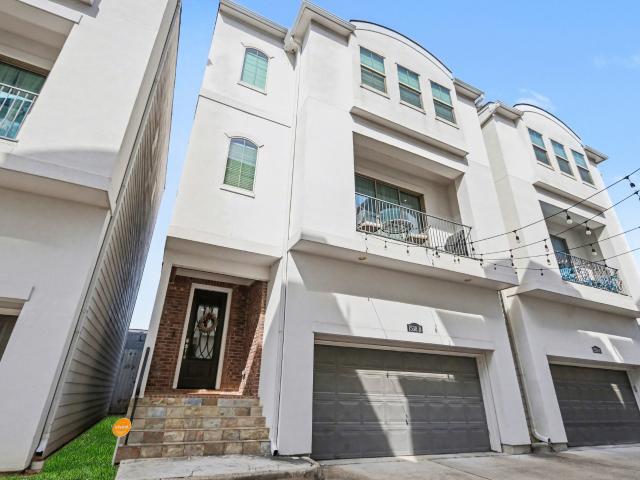 1538 Dian St, Unit B, Houston, TX 77008 | MLS #38155 | Compass
