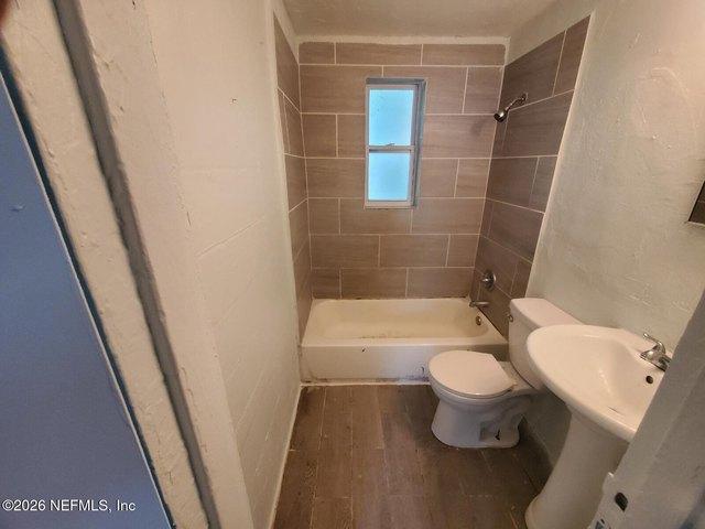 1538 Logan St, Jacksonville, FL 32209