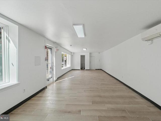1538 Pine Street # 1R