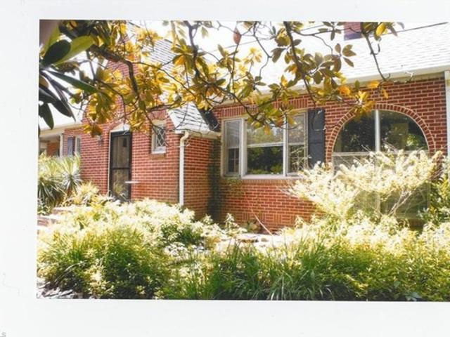 1538 Rogers Ln, Mount Airy, NC 27030