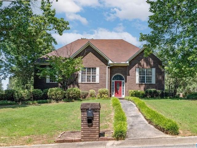 1538 Shamrock Dr, Gardendale, AL 35071