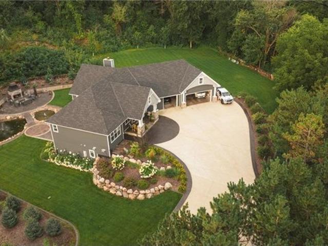 1538 th St N, Stillwater, MN 55082
