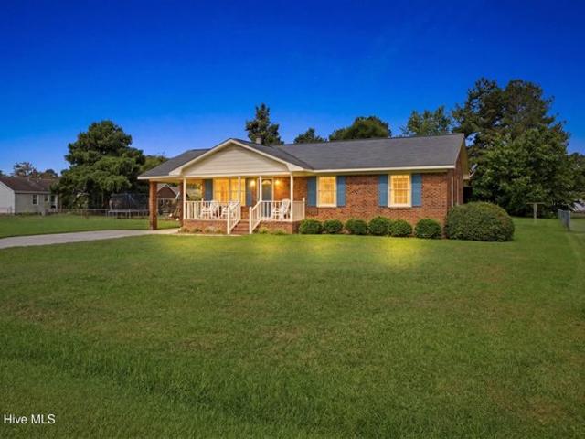 1538 Westmont Dr, Greenville, NC 27834