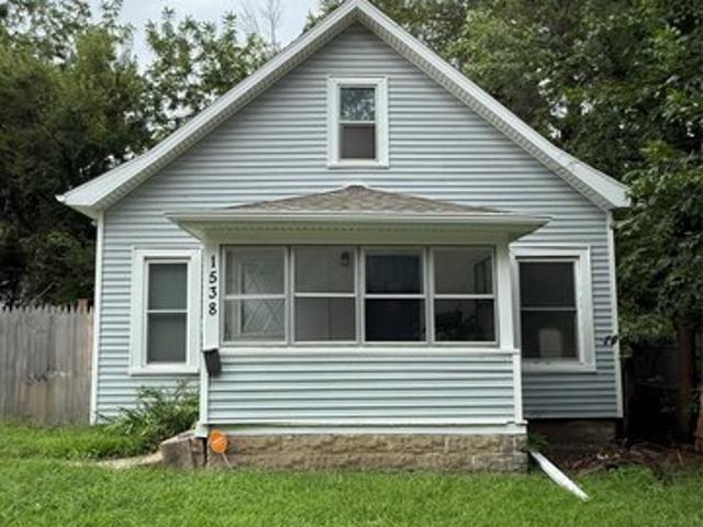 1538 21st St, Des Moines, IA 50311