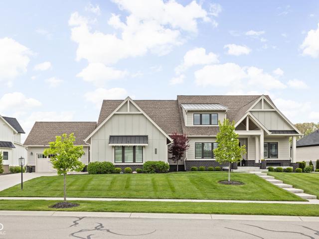15395 Grassy Meadow Ct, Carmel, IN 46033 | MLS #22096 | Compass