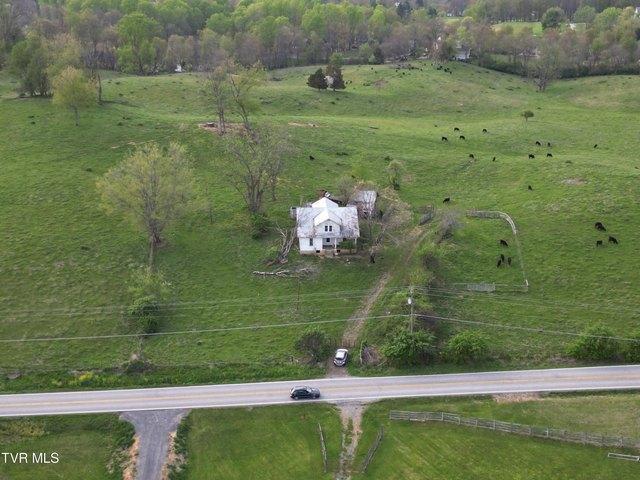 15395 Old Jonesboro Rd, Bristol, VA 24202