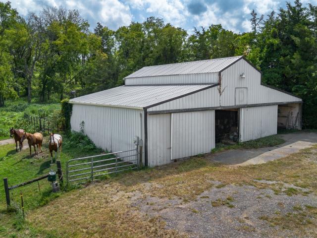 1539 Liberty Ln