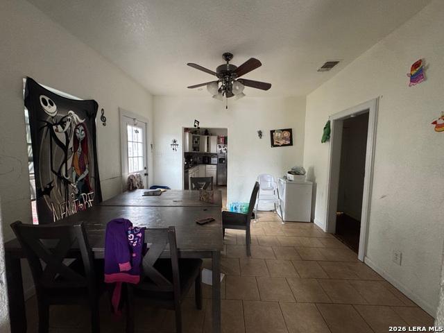 1539 W Craig