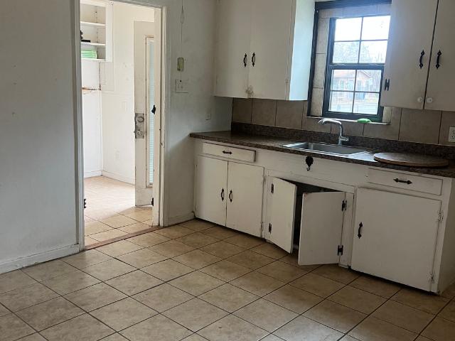 1539 W Mariposa Dr, San Antonio, TX 78201 | MLS #1948 | Compass