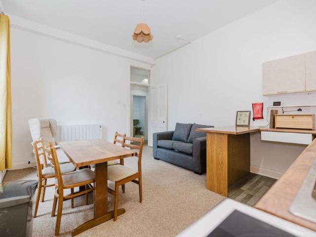 1539L Moncrieff Terrace, Edinburgh, EH9 1NA