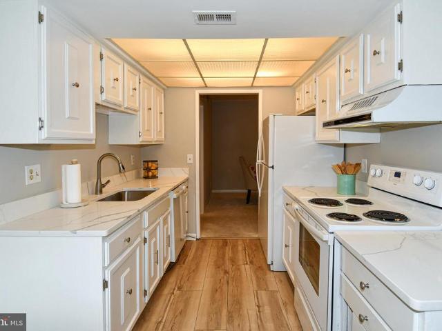 15300 Beaverbrook Court # 88 2K